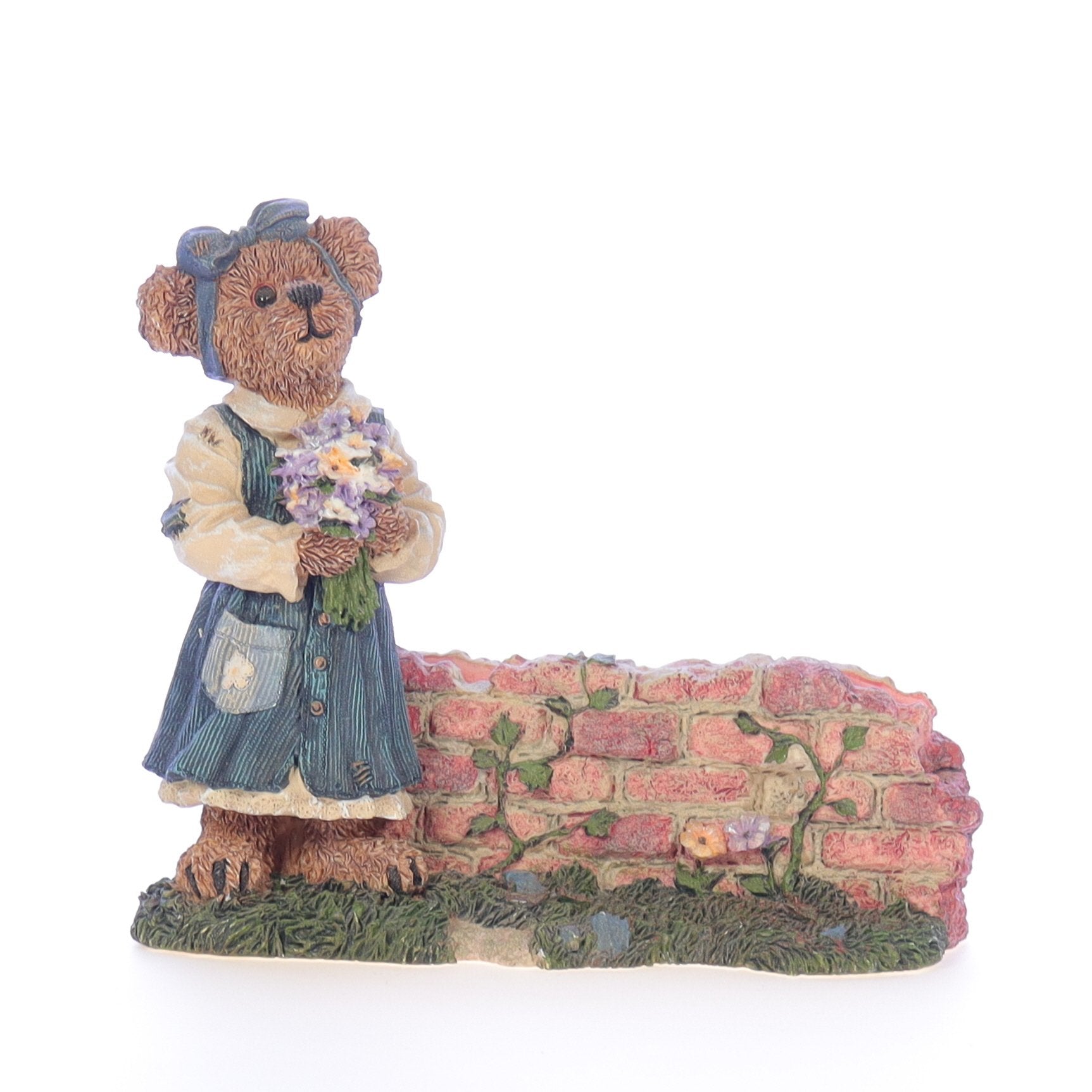 The Bearstone Collection Vintage 2000 Resin Figurine 27360 – AKC Emporium