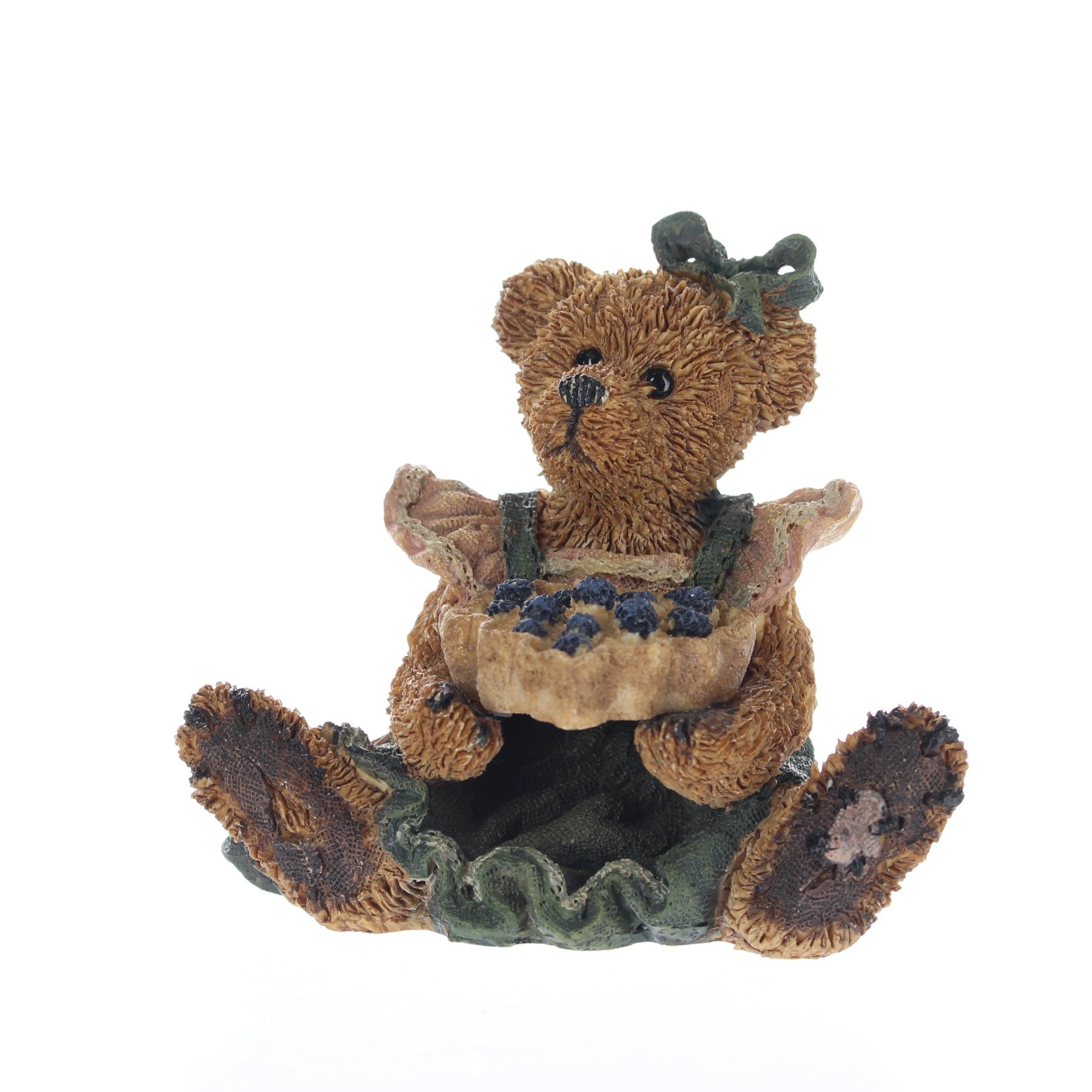 The Bearstone Collection Vintage 1994 Resin Figurine 2254 – AKC Emporium